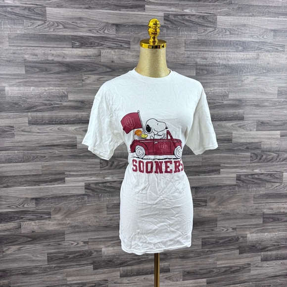 Tops | Snoopy X Oklahoma Sooners Tshirt | Poshmark